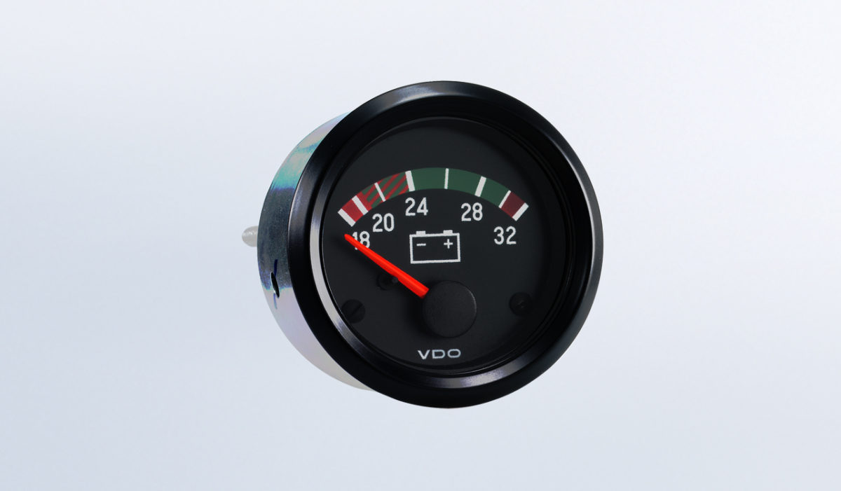 24V Voltmeter, .250" Spade Connection - VDO Instruments